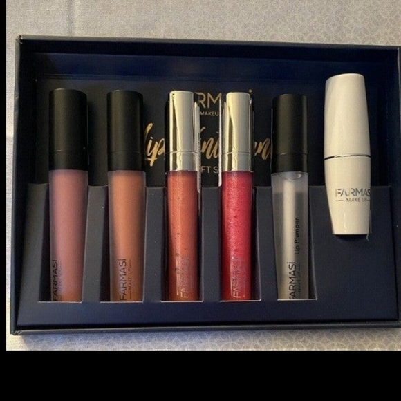 Farmasi | Makeup | Farmasi Winter Wonderland Lip Set | Poshmark